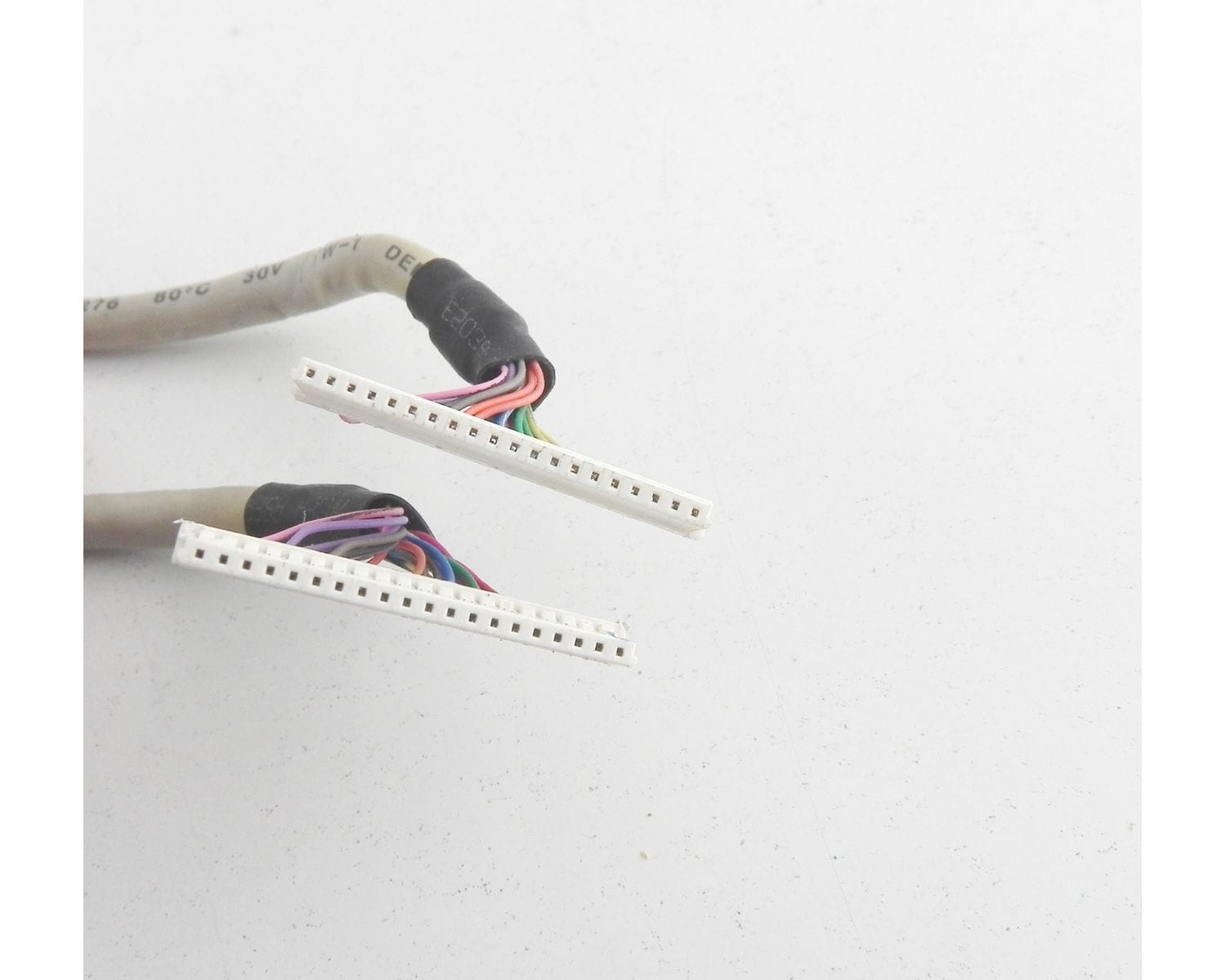 Купить Шлейф e74020-c awm style 20276 vw-1 80c 30v vw-1 от телевизора ...