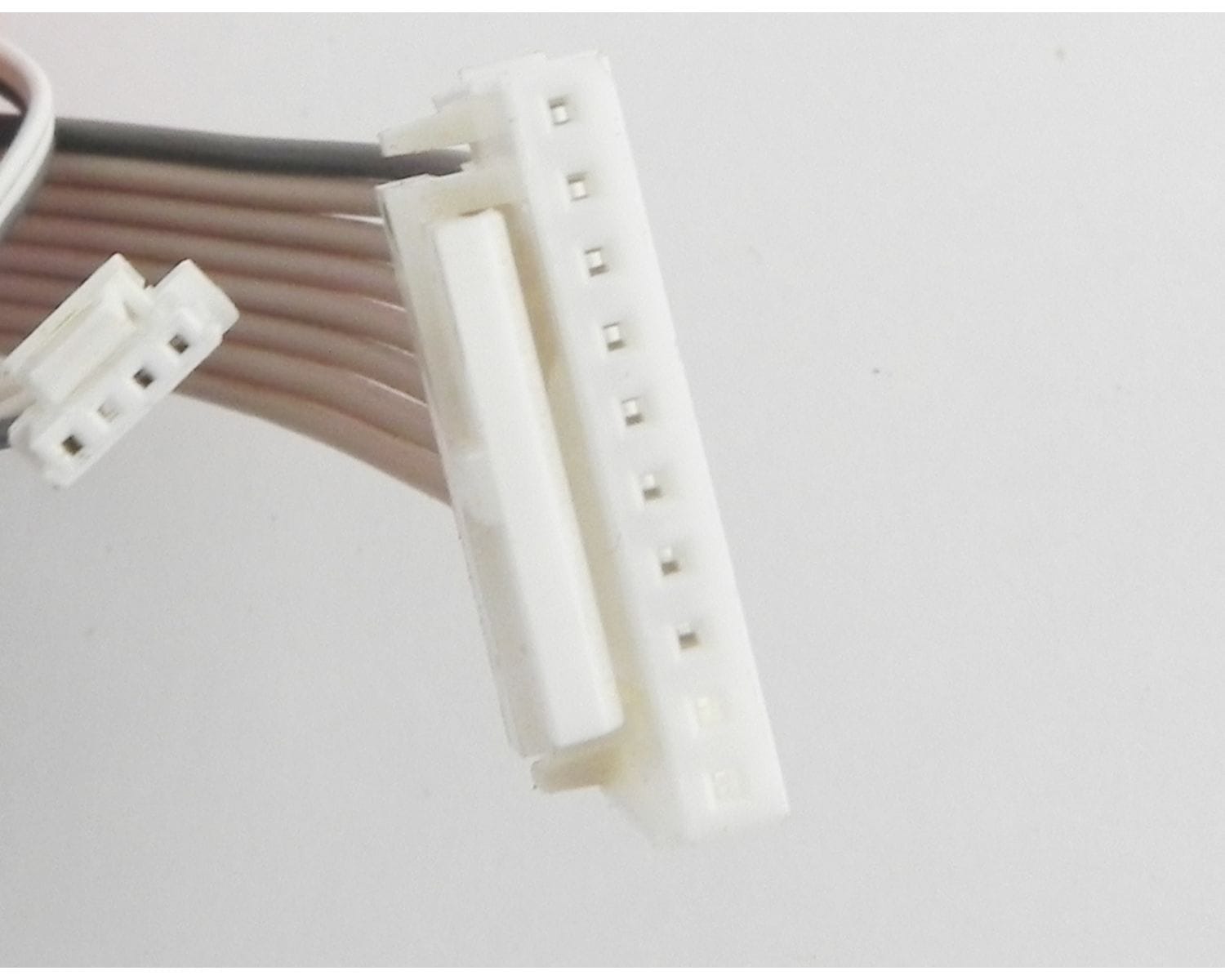 КупитьSamsung LE32B530P7W 32" LED TV ИК-приемник с кабелем BN96-10362A ...